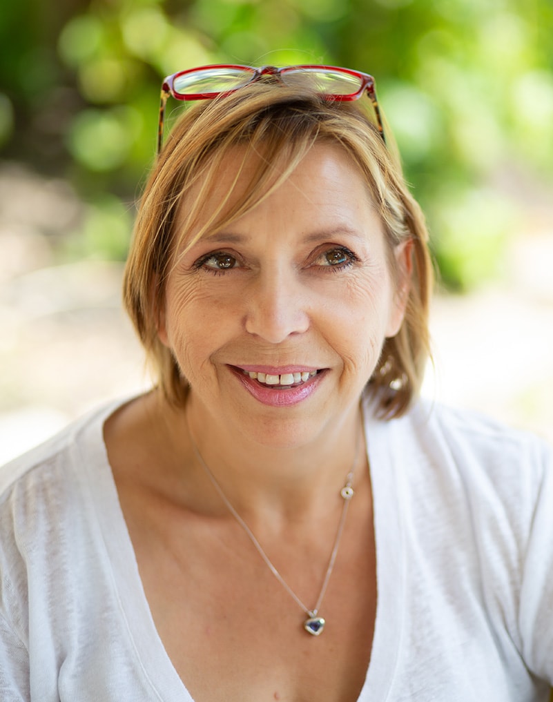 Diane Reilly's Instagram, Twitter & Facebook on IDCrawl